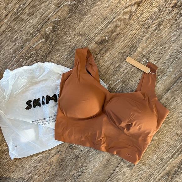 SKIMS | Intimates & Sleepwear | Skims Plunge Longline Bra Limited ...